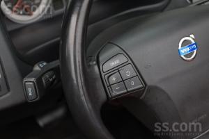 Black Volvo C70 2012 in Riga, with an engine capacity of 2.00 L and mileage of 0 thousand km for 6995 €, photo 18 on AUTOMOTO.COM.LV
