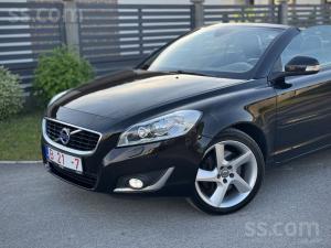Melns Volvo C70 2012 Jelgava, ar dzinēja tilpumu 2.00 L un nobraukumu 282 tūkst. km par 8250 €, foto 4 vietnē AUTOMOTO.COM.LV