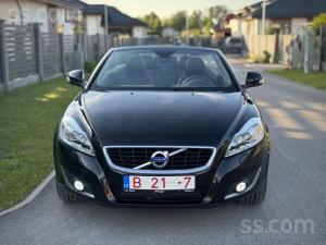 Melns Volvo C70 2012 Jelgava, ar dzinēja tilpumu 2.00 L un nobraukumu 282 tūkst. km par 8250 €, foto 7 vietnē AUTOMOTO.COM.LV