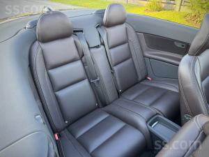 Melns Volvo C70 2012 Jelgava, ar dzinēja tilpumu 2.00 L un nobraukumu 282 tūkst. km par 8250 €, foto 15 vietnē AUTOMOTO.COM.LV