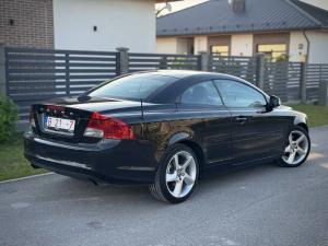 Black Volvo C70 2012 in Jelgava, with an engine capacity of 2.00 L and mileage of 282 thousand km for 8250 €, photo 10 on AUTOMOTO.COM.LV
