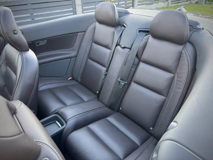 Black Volvo C70 2012 in Jelgava, with an engine capacity of 2.00 L and mileage of 282 thousand km for 8250 €, photo 14 on AUTOMOTO.COM.LV