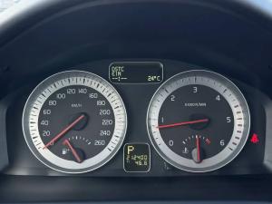 Black Volvo C70 2012 in Jelgava, with an engine capacity of 2.00 L and mileage of 282 thousand km for 8250 €, photo 21 on AUTOMOTO.COM.LV