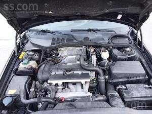 Melns Volvo C70 2000 Rīga, ar dzinēja tilpumu 2.40 L un nobraukumu 314 tūkst. km par 2500 €, foto 15 vietnē AUTOMOTO.COM.LV