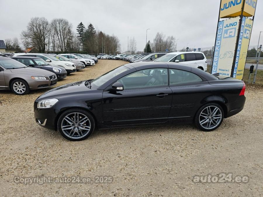 Melns Volvo C70 2013 Tartu, ar dzinēja tilpumu 2.50 L un nobraukumu 199 tūkst. km par 8990 €, foto 3 vietnē AUTOMOTO.COM.LV