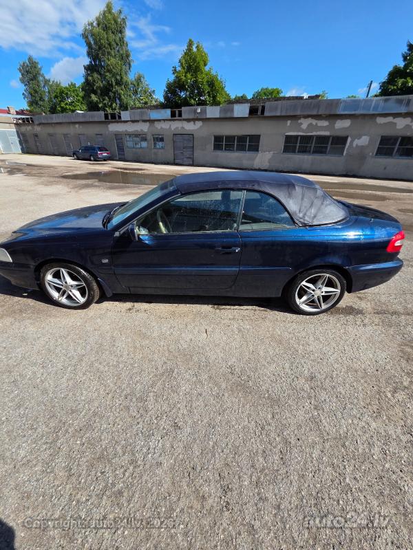 Blue Volvo C70 2000 in Parnu, with an engine capacity of 2.40 L and mileage of 190 thousand km for 2000 €, photo 6 on AUTOMOTO.COM.LV