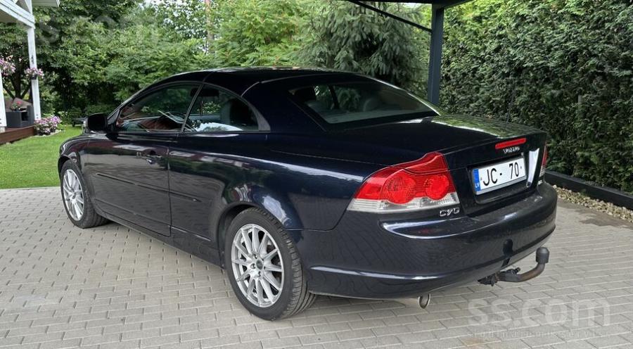 Zils Volvo C70 2007 Rīga, ar dzinēja tilpumu 2.40 L un nobraukumu 261 tūkst. km par 5799 €, foto 5 vietnē AUTOMOTO.COM.LV