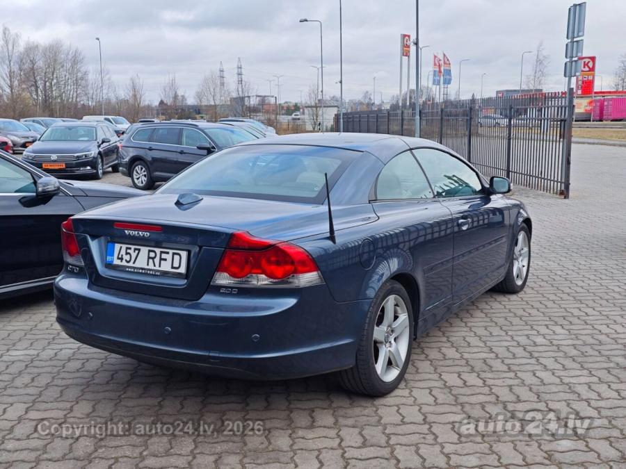 Blue Volvo C70 2007 in Tartu, with an engine capacity of 2.00 L and mileage of 201 thousand km for 5990 €, photo 5 on AUTOMOTO.COM.LV