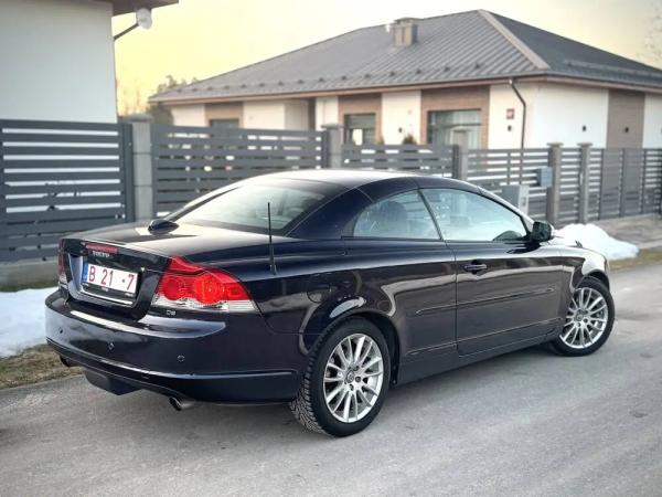 Blue Volvo C70 2008 in Jelgava, with an engine capacity of 2.40 L and mileage of 185 thousand km for 5500 €, photo 7 on AUTOMOTO.COM.LV