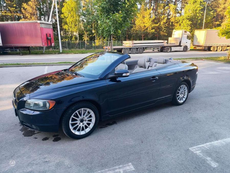Blue Volvo C70 2008 in Vilnius, with an engine capacity of 2.00 L and mileage of 321 thousand km for 2999 €, photo 1 on AUTOMOTO.COM.LV