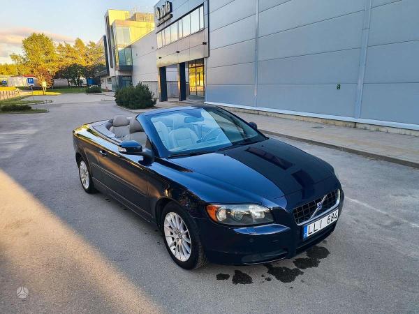Blue Volvo C70 2008 in Vilnius, with an engine capacity of 2.00 L and mileage of 321 thousand km for 2999 €, photo 4 on AUTOMOTO.COM.LV