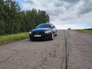 Zils Volvo C70 2008 Šauļi, ar dzinēja tilpumu 2.40 L un nobraukumu 240 tūkst. km par 2000 €, foto 3 vietnē AUTOMOTO.COM.LV