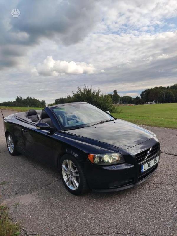 Zils Volvo C70 2008 Šauļi, ar dzinēja tilpumu 2.40 L un nobraukumu 240 tūkst. km par 2000 €, foto 10 vietnē AUTOMOTO.COM.LV