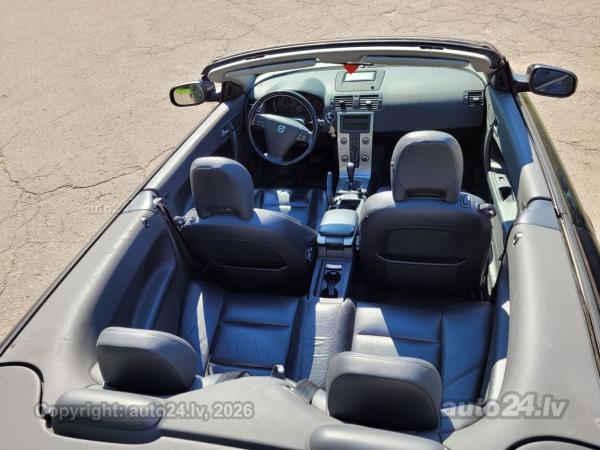 Blue Volvo C70 2008 in Tallinn, with an engine capacity of 2.40 L and mileage of 240 thousand km for 3500 €, photo 10 on AUTOMOTO.COM.LV