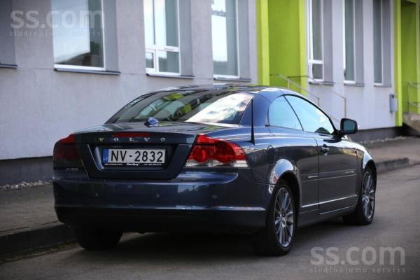 Синий Вольво Ц70 2009 в Рига, объемом двигателя 2.00 л и пробегом 237 тыс. км за 3795 €, фото 5 на AUTOMOTO.COM.LV