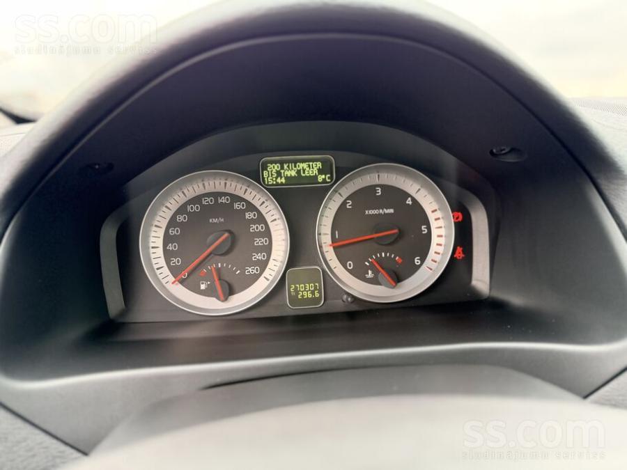 Blue Volvo C70 2012 in Riga, with an engine capacity of 2.00 L and mileage of 270 thousand km for 7495 €, photo 13 on AUTOMOTO.COM.LV