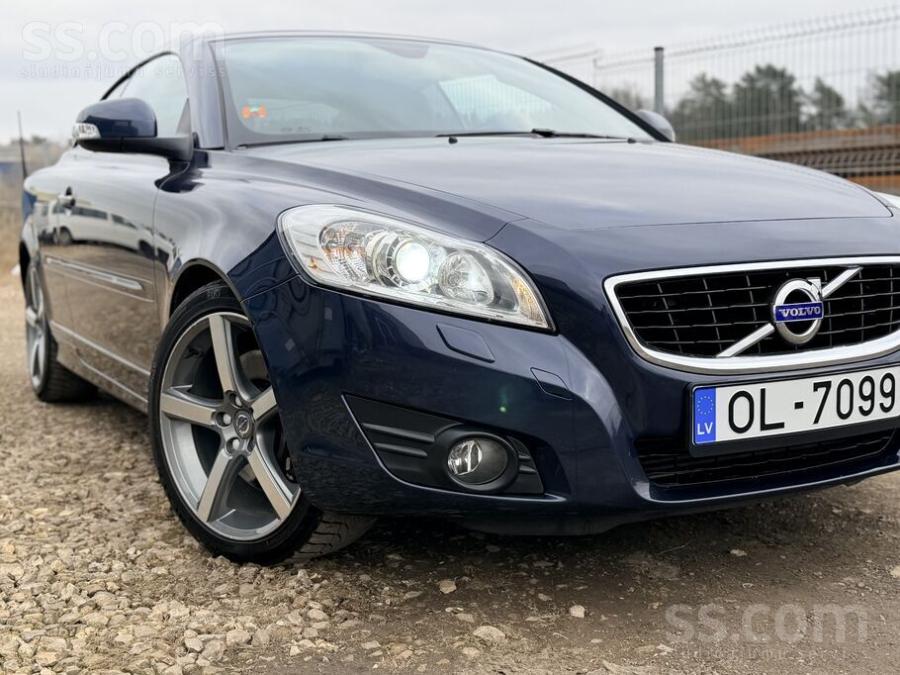 Blue Volvo C70 2012 in Riga, with an engine capacity of 2.00 L and mileage of 270 thousand km for 7495 €, photo 19 on AUTOMOTO.COM.LV