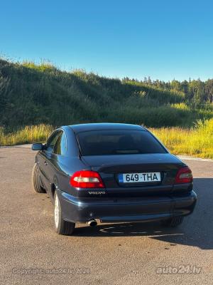 Zils Volvo C70 1999 Tallina, ar dzinēja tilpumu 2.40 L un nobraukumu 266 tūkst. km par 1800 €, foto 3 vietnē AUTOMOTO.COM.LV