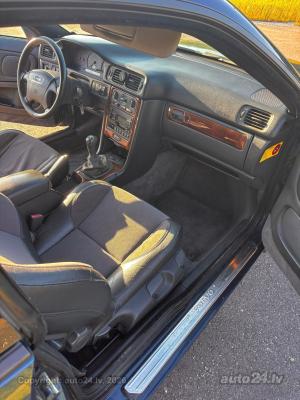 Zils Volvo C70 1999 Tallina, ar dzinēja tilpumu 2.40 L un nobraukumu 266 tūkst. km par 1800 €, foto 7 vietnē AUTOMOTO.COM.LV