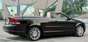 Brown Volvo C70 2009 in Siauliai, with an engine capacity of 2.00 L and mileage of 265 thousand km for 5950 €, photo 9 on AUTOMOTO.COM.LV