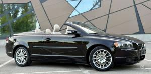 Brown Volvo C70 2009 in Siauliai, with an engine capacity of 2.00 L and mileage of 265 thousand km for 5950 €, photo 10 on AUTOMOTO.COM.LV