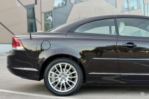 Brown Volvo C70 2009 in Siauliai, with an engine capacity of 2.00 L and mileage of 265 thousand km for 5950 €, photo 14 on AUTOMOTO.COM.LV