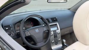Brown Volvo C70 2009 in Siauliai, with an engine capacity of 2.00 L and mileage of 265 thousand km for 5950 €, photo 24 on AUTOMOTO.COM.LV