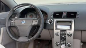 Brown Volvo C70 2009 in Siauliai, with an engine capacity of 2.00 L and mileage of 265 thousand km for 5950 €, photo 28 on AUTOMOTO.COM.LV