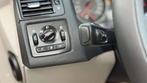 Brown Volvo C70 2009 in Siauliai, with an engine capacity of 2.00 L and mileage of 265 thousand km for 5950 €, photo 33 on AUTOMOTO.COM.LV