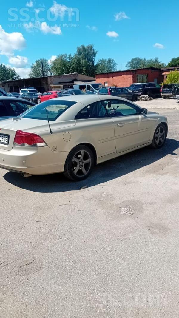 Volvo C70 2006 Rīga, ar dzinēja tilpumu 2.50 L un nobraukumu 0 tūkst. km par 5000 €, foto 7 vietnē AUTOMOTO.COM.LV