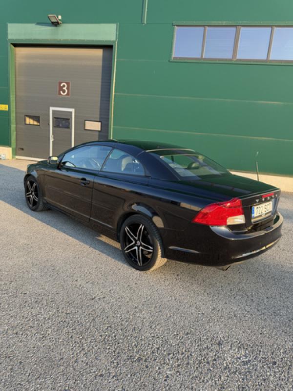 Volvo C70 2007 Tartu, ar dzinēja tilpumu 0.00 L un nobraukumu 239 tūkst. km par 6500 €, foto 2 vietnē AUTOMOTO.COM.LV