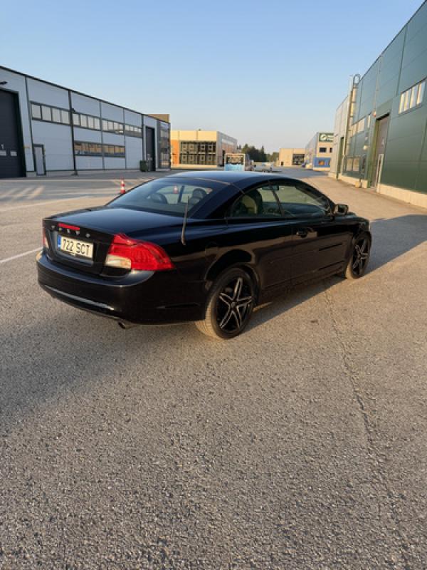 Volvo C70 2007 Tartu, ar dzinēja tilpumu 0.00 L un nobraukumu 239 tūkst. km par 6500 €, foto 3 vietnē AUTOMOTO.COM.LV