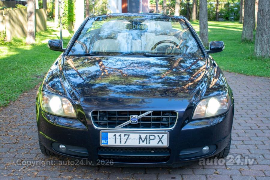 Volvo C70 2007 in Tallinn, with an engine capacity of 2.40 L and mileage of 470 thousand km for 5990 €, photo 6 on AUTOMOTO.COM.LV