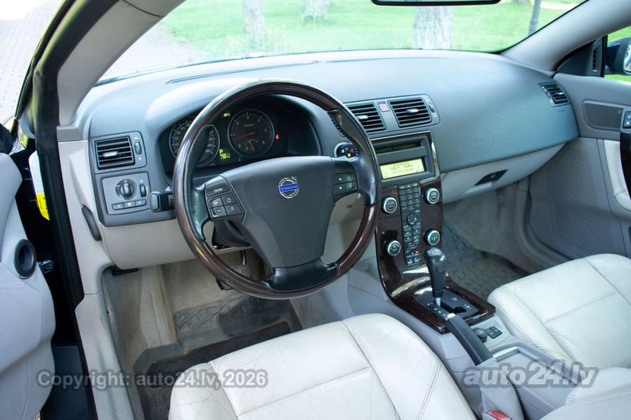 Volvo C70 2007 in Tallinn, with an engine capacity of 2.40 L and mileage of 470 thousand km for 5990 €, photo 12 on AUTOMOTO.COM.LV