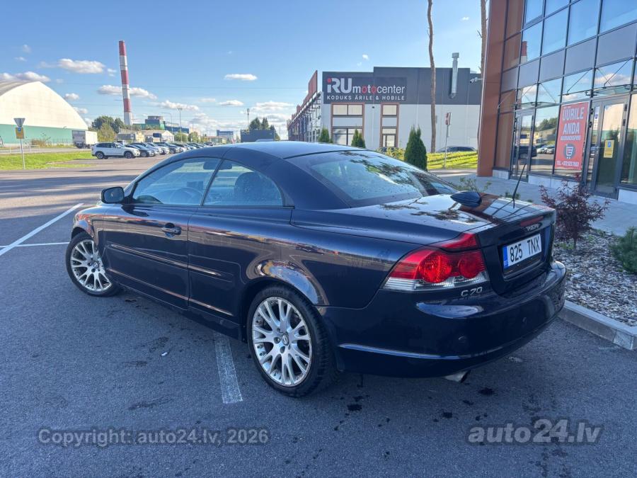 Volvo C70 2008 Tallina, ar dzinēja tilpumu 2.40 L un nobraukumu 239 tūkst. km par 3999 €, foto 3 vietnē AUTOMOTO.COM.LV