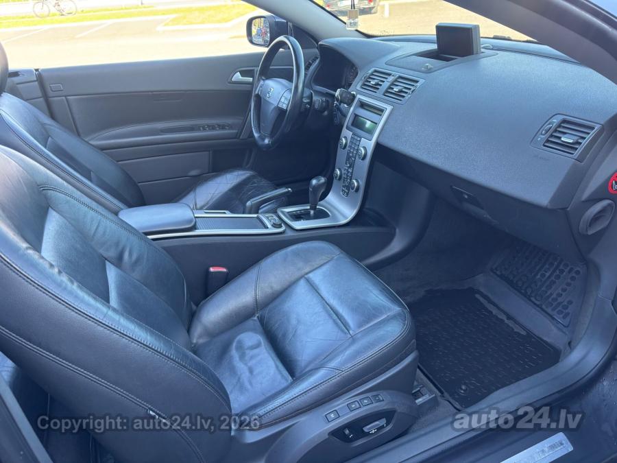 Volvo C70 2008 Tallina, ar dzinēja tilpumu 2.40 L un nobraukumu 239 tūkst. km par 3999 €, foto 10 vietnē AUTOMOTO.COM.LV
