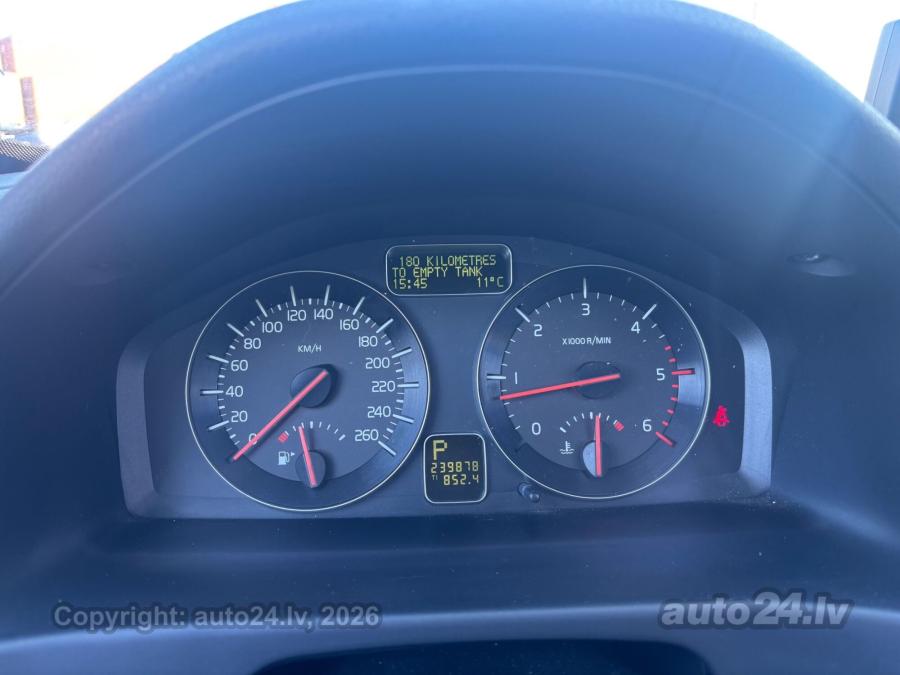 Volvo C70 2008 Tallina, ar dzinēja tilpumu 2.40 L un nobraukumu 239 tūkst. km par 3999 €, foto 18 vietnē AUTOMOTO.COM.LV