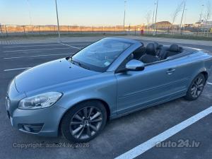 Volvo C70 2010 Tallina, ar dzinēja tilpumu 2.00 L un nobraukumu 0 tūkst. km par 9900 €, foto 4 vietnē AUTOMOTO.COM.LV