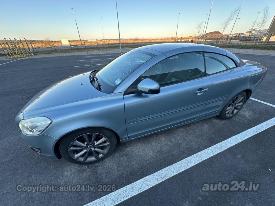 Volvo C70 2010 Tallina, ar dzinēja tilpumu 2.00 L un nobraukumu 0 tūkst. km par 9900 €, foto 6 vietnē AUTOMOTO.COM.LV