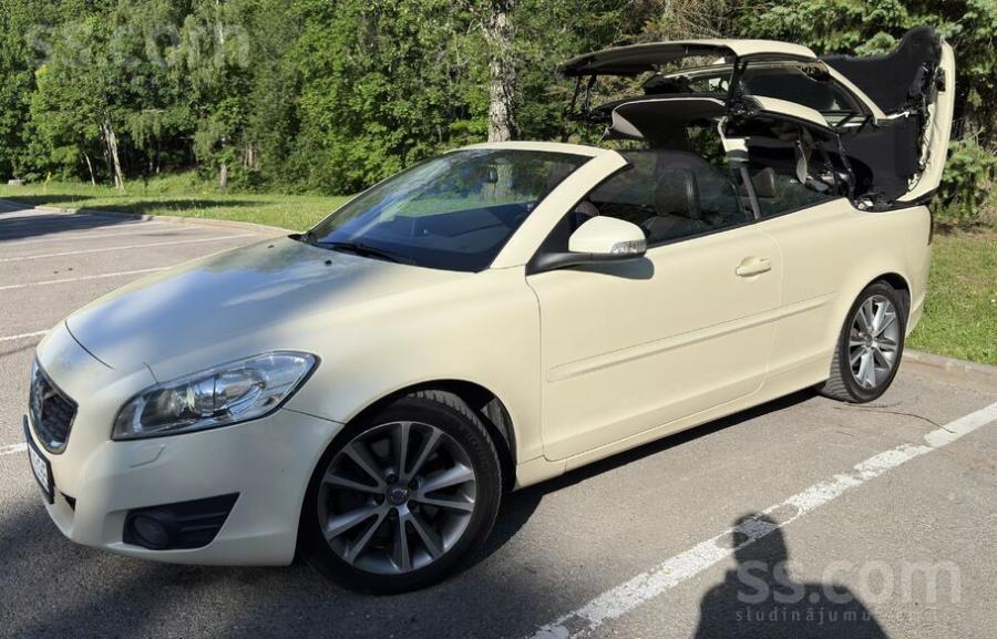 Volvo C70 2010 Talsi, ar dzinēja tilpumu 2.00 L un nobraukumu 410 tūkst. km par 5700 €, foto 6 vietnē AUTOMOTO.COM.LV
