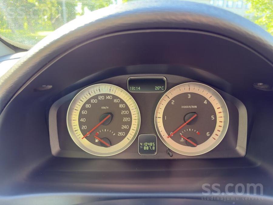 Volvo C70 2010 Talsi, ar dzinēja tilpumu 2.00 L un nobraukumu 410 tūkst. km par 5700 €, foto 13 vietnē AUTOMOTO.COM.LV