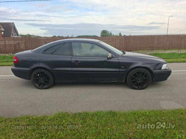 Volvo C70 1999 Tallina, ar dzinēja tilpumu 2.40 L un nobraukumu 0 tūkst. km par 1000 €, foto 5 vietnē AUTOMOTO.COM.LV