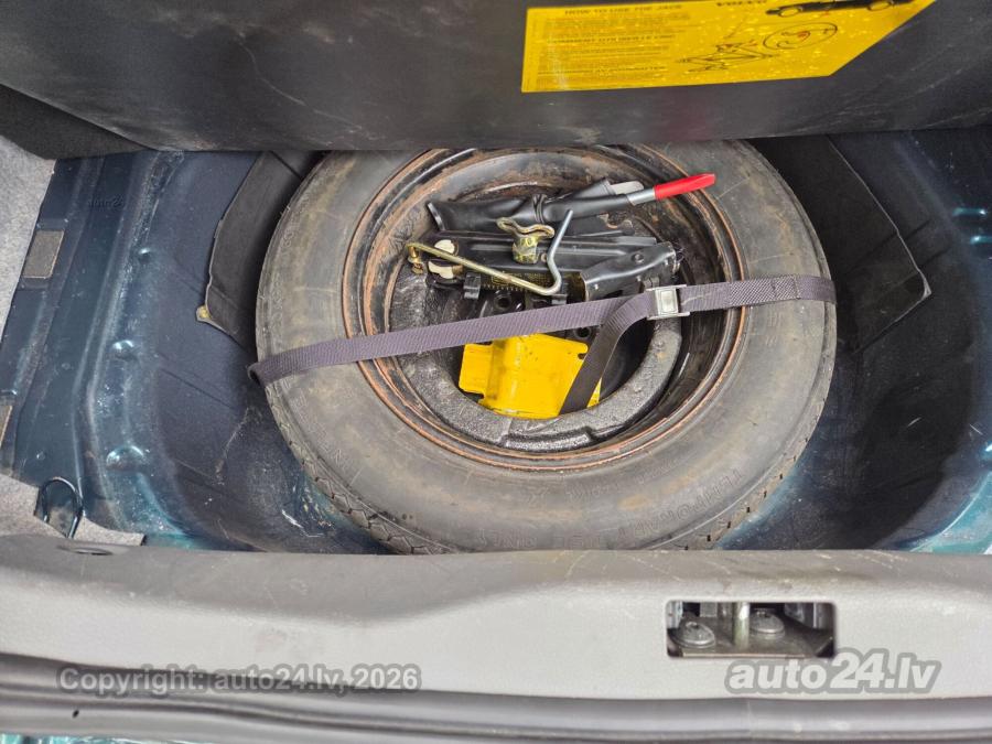 Зеленый Вольво Ц70 2002 в Тарту, объемом двигателя 2.00 л и пробегом 180 тыс. км за 3999 €, фото 20 на AUTOMOTO.COM.LV