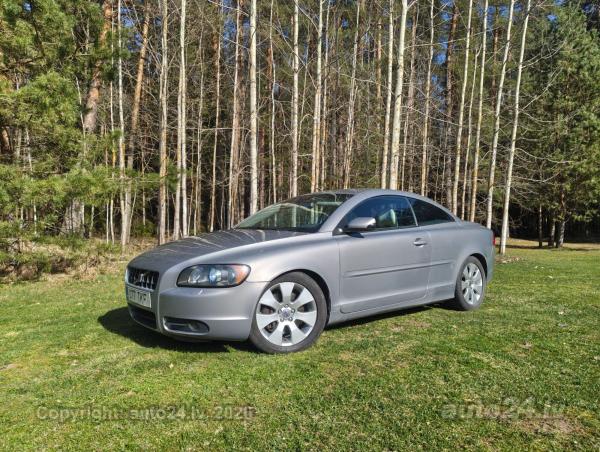 Pelēks Volvo C70 2007 Tartu, ar dzinēja tilpumu 2.40 L un nobraukumu 370 tūkst. km par 5900 €, foto 4 vietnē AUTOMOTO.COM.LV