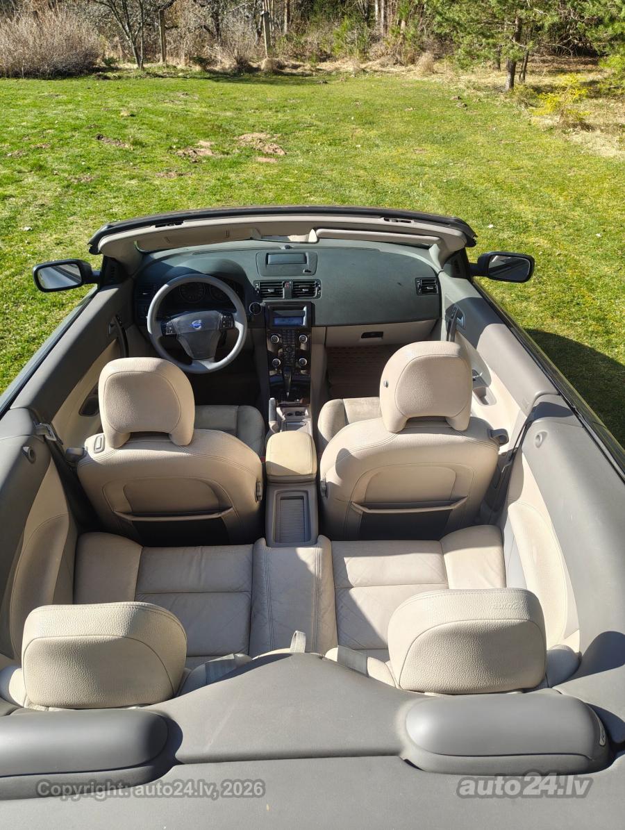 Grey Volvo C70 2007 in Tartu, with an engine capacity of 2.40 L and mileage of 370 thousand km for 5900 €, photo 7 on AUTOMOTO.COM.LV