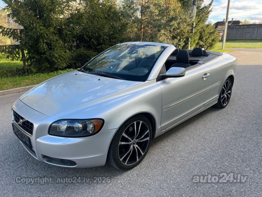 Pelēks Volvo C70 2007 Tartu, ar dzinēja tilpumu 2.40 L un nobraukumu 206 tūkst. km par 4999 €, foto 1 vietnē AUTOMOTO.COM.LV