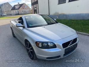 Pelēks Volvo C70 2007 Tartu, ar dzinēja tilpumu 2.40 L un nobraukumu 206 tūkst. km par 4999 €, foto 4 vietnē AUTOMOTO.COM.LV