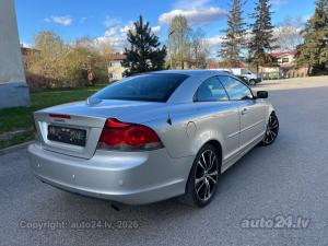 Pelēks Volvo C70 2007 Tartu, ar dzinēja tilpumu 2.40 L un nobraukumu 206 tūkst. km par 4999 €, foto 15 vietnē AUTOMOTO.COM.LV