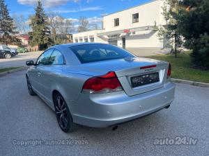 Pelēks Volvo C70 2007 Tartu, ar dzinēja tilpumu 2.40 L un nobraukumu 206 tūkst. km par 4999 €, foto 17 vietnē AUTOMOTO.COM.LV