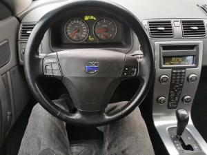 Pelēks Volvo C70 2007 Kuldīga, ar dzinēja tilpumu 2.40 L un nobraukumu 353 tūkst. km par 3900 €, foto 10 vietnē AUTOMOTO.COM.LV